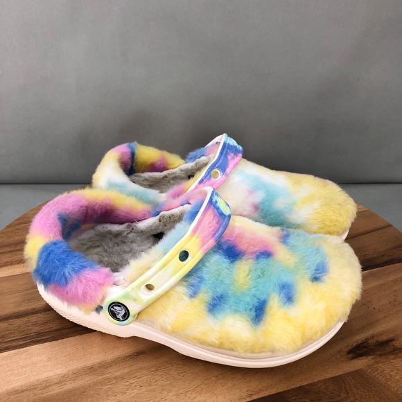 CROCS | Shoes | Crocs Classic Fur Sure Slipper Clogs Womens 6 Fuzzy ...